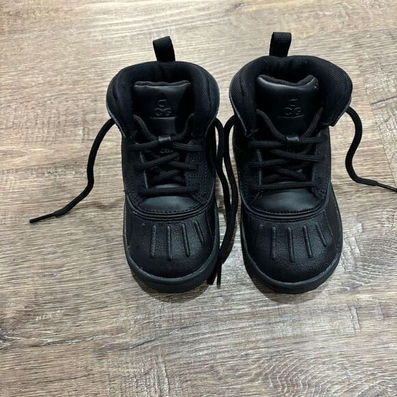 Nike | Shoes | Nike Woodside Tdboots Boysgirls 7c | Poshmark